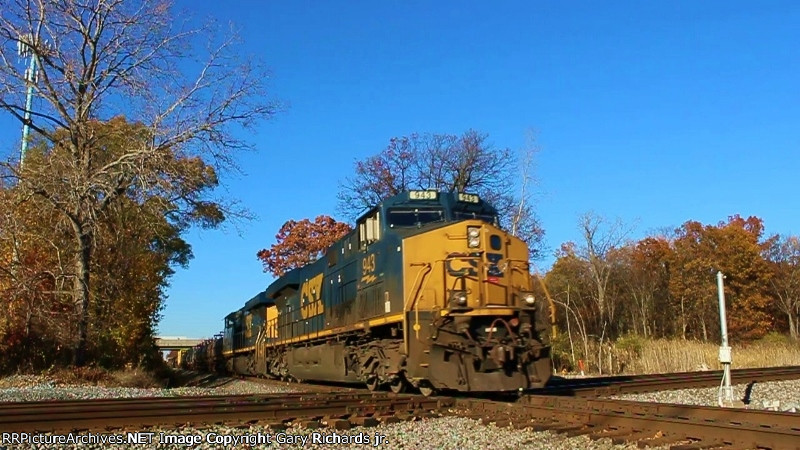 CSX 943 & 906